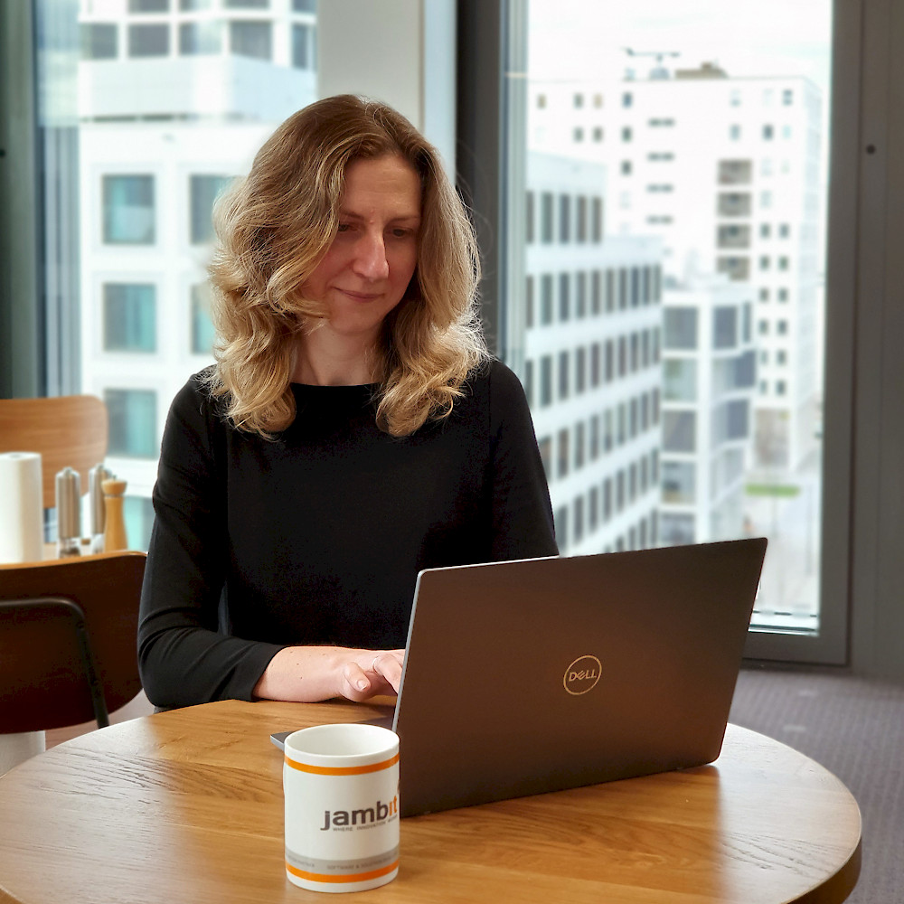 Quereinstieg in die Softwareentwicklung: Zwischen Kind und Kotlin | jambit GmbH